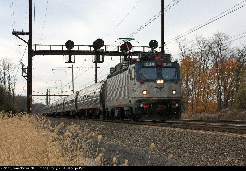 Amtrak train 86(16)